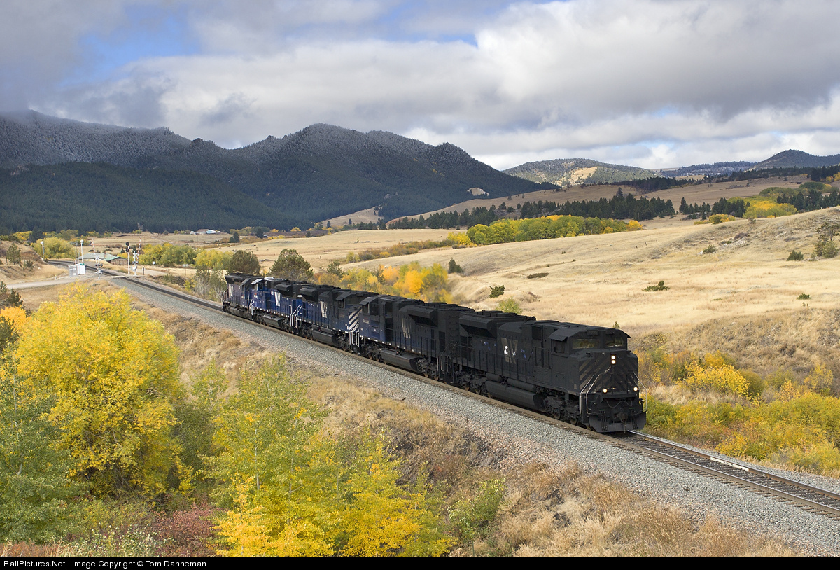 Reworked FURX 7886 : r/modeltrains