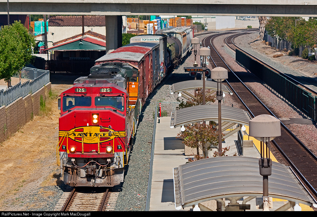 AT&SF GP60M - a photo on Flickriver