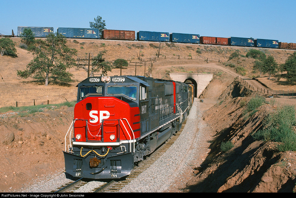 Southern Pacific Sd70m