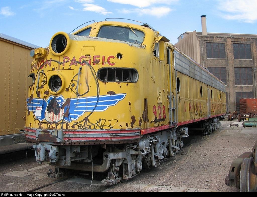 SP Economy baggage car stored in Cheyenne Wyoming??? - TrainSim.Com