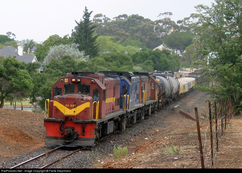 Lokomotif GE U18C/U20C di Luar Negeri - Printable Version