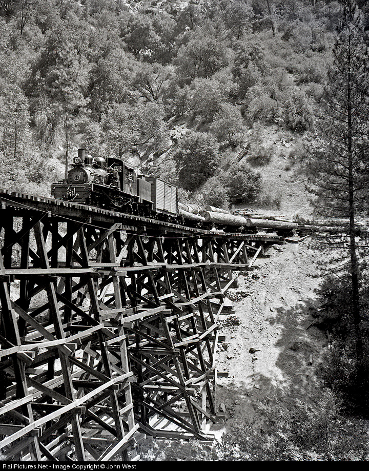 Railroad bridge from the years 1901-1904, in the State of Oregon, USA ...