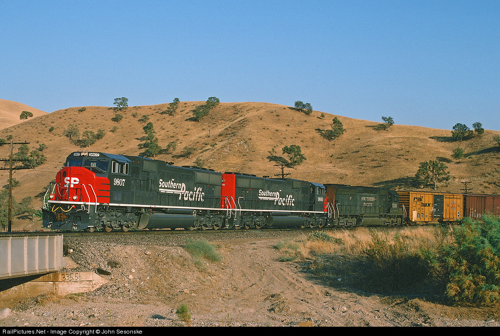 Southern Pacific Sd70m