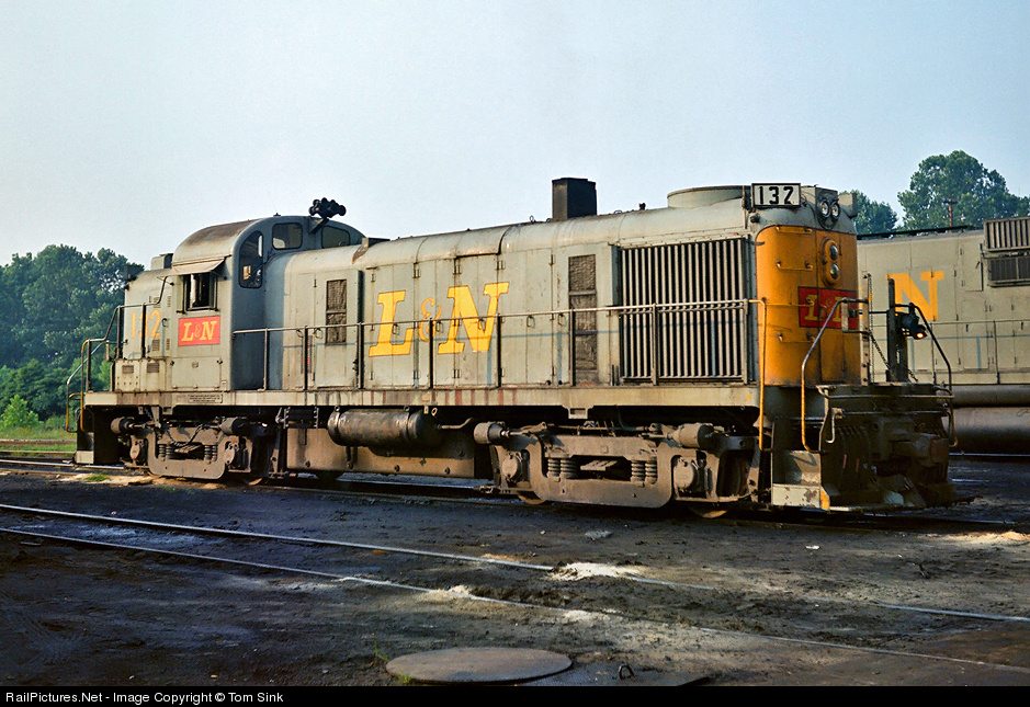 L&N RS3 - a photo on Flickriver