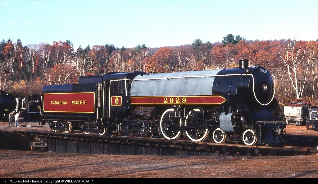 2929 Locomotive