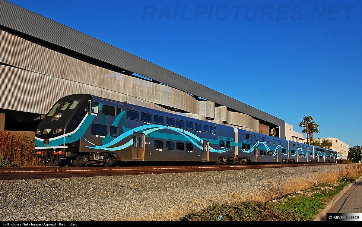 Safety of Southern California's New Metrolink Cab Cars Questioned ...