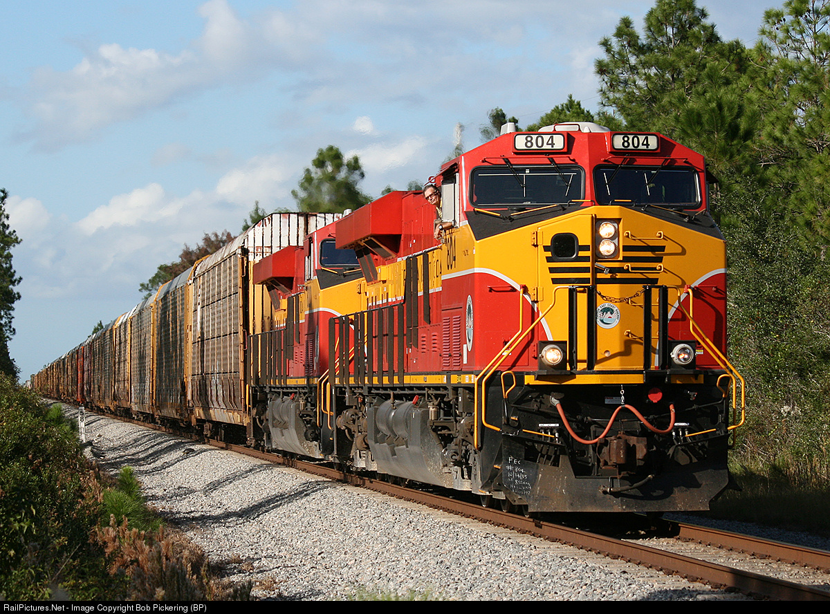 Lionel FEC Legacy. ES44 CAB 804 | O Gauge Railroading On Line Forum