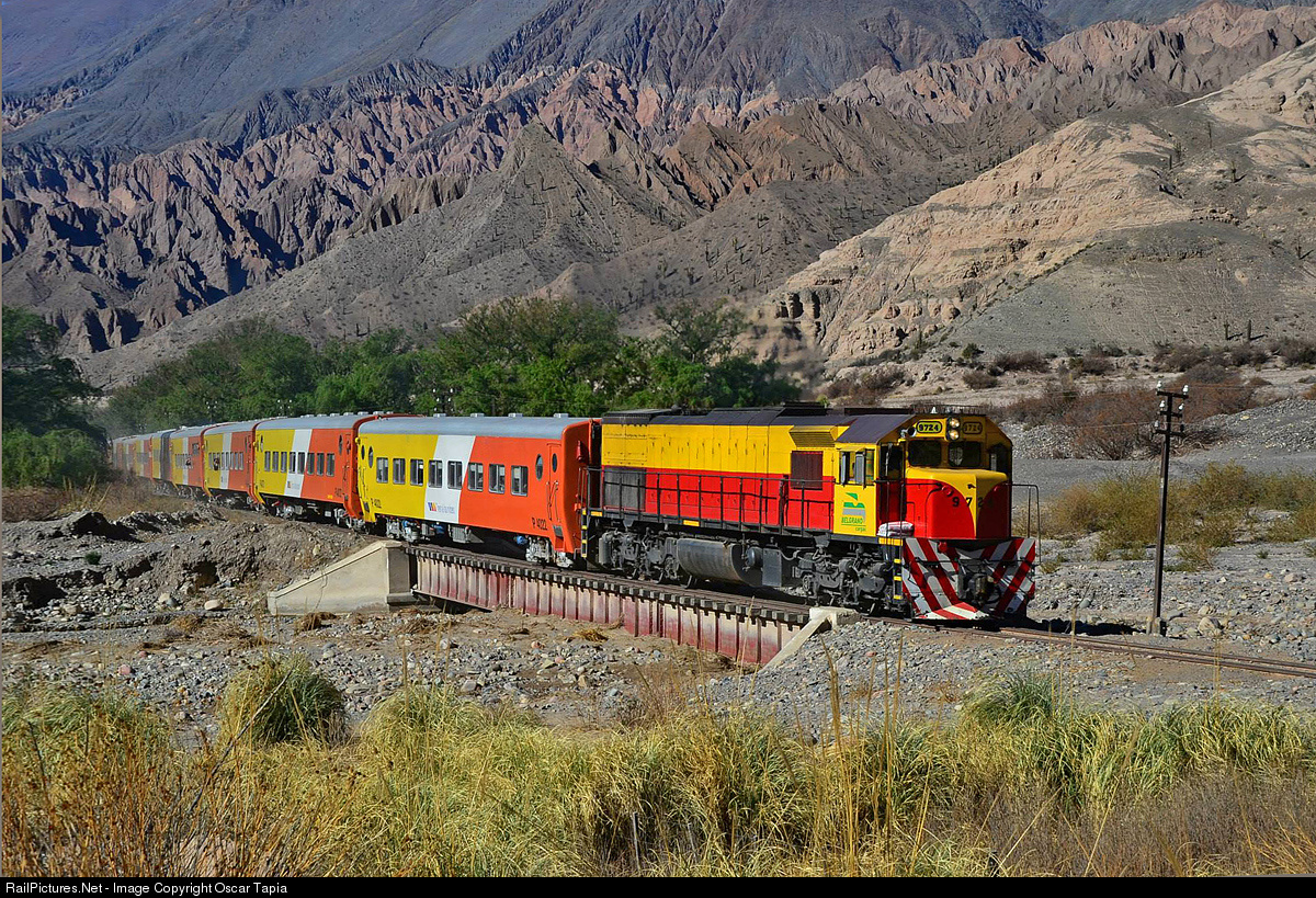 Index of /images/d2/1/3/7