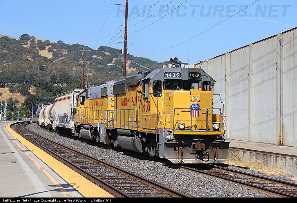 Index of /images/d2/1/6/1