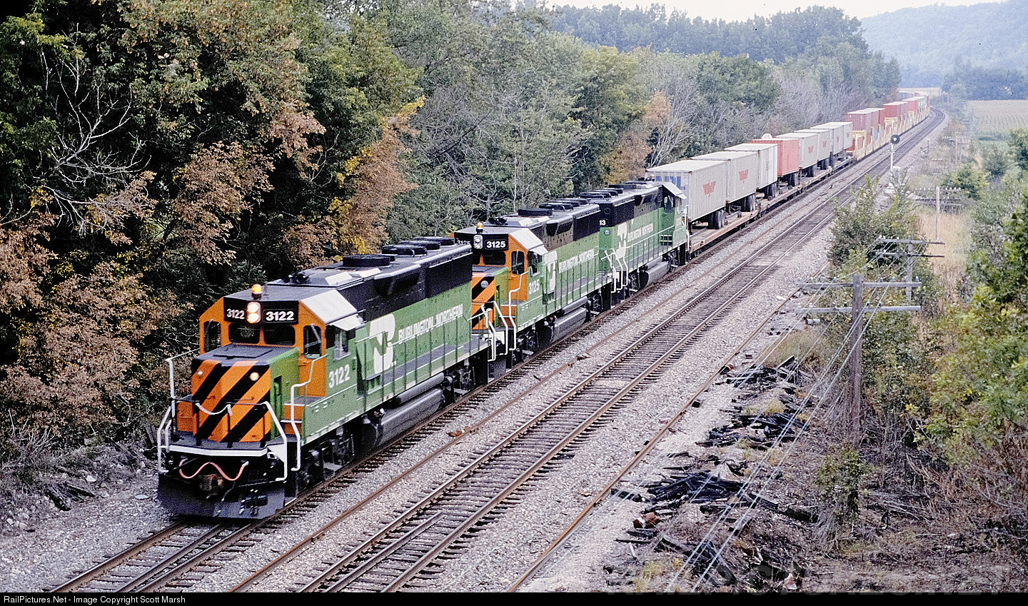 Just caught a fake bonnet leading : r/trains