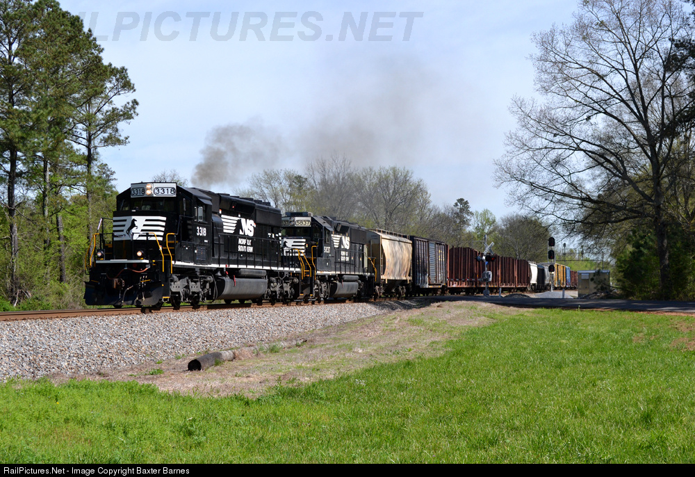 Do modern trains smoke? : r/trains