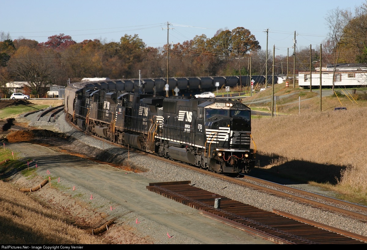 Index of /images/d2/6/1/8